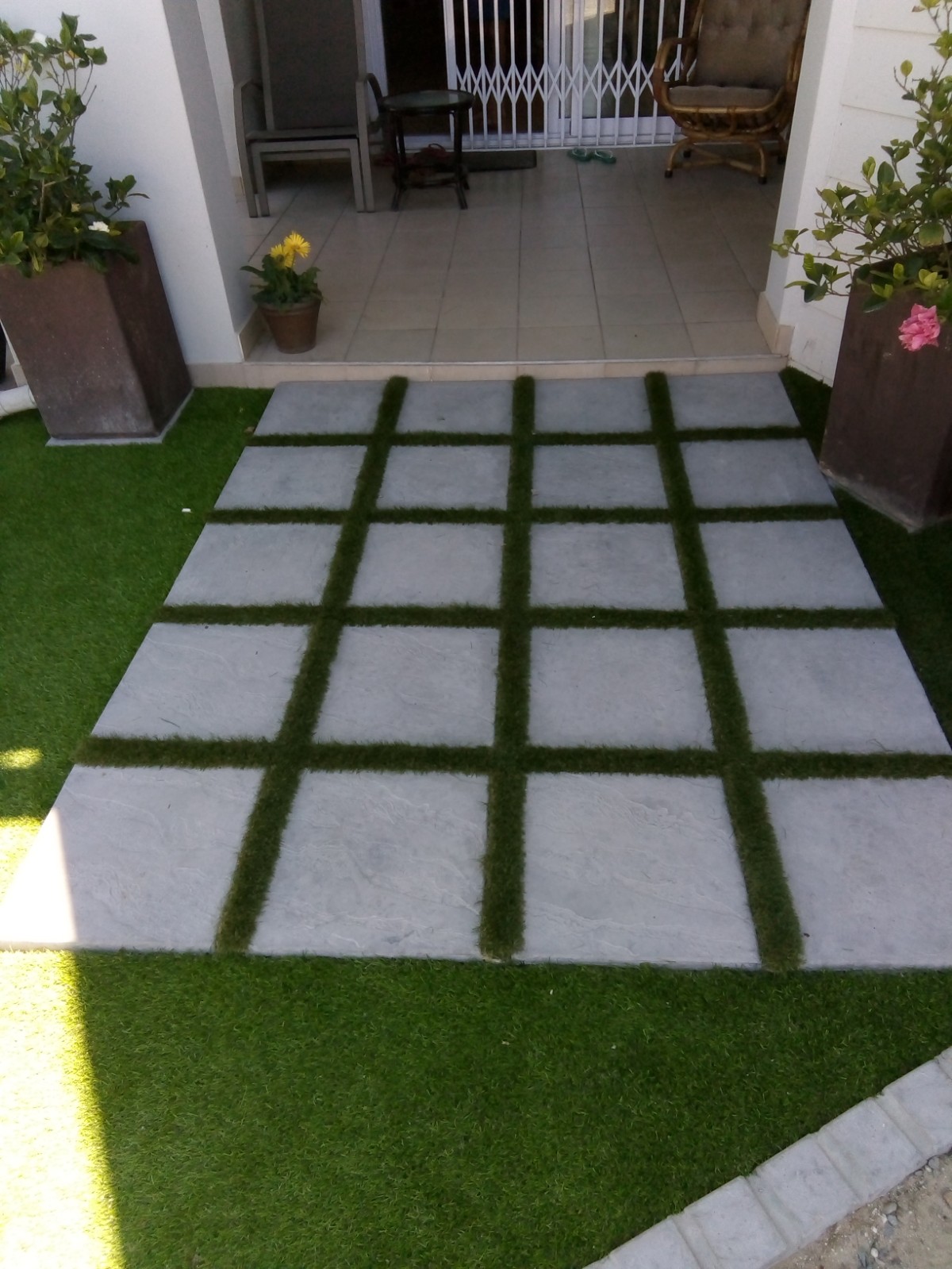 Artificial lawn installation Malgas Crescent | Chris Meyer Garden Design
